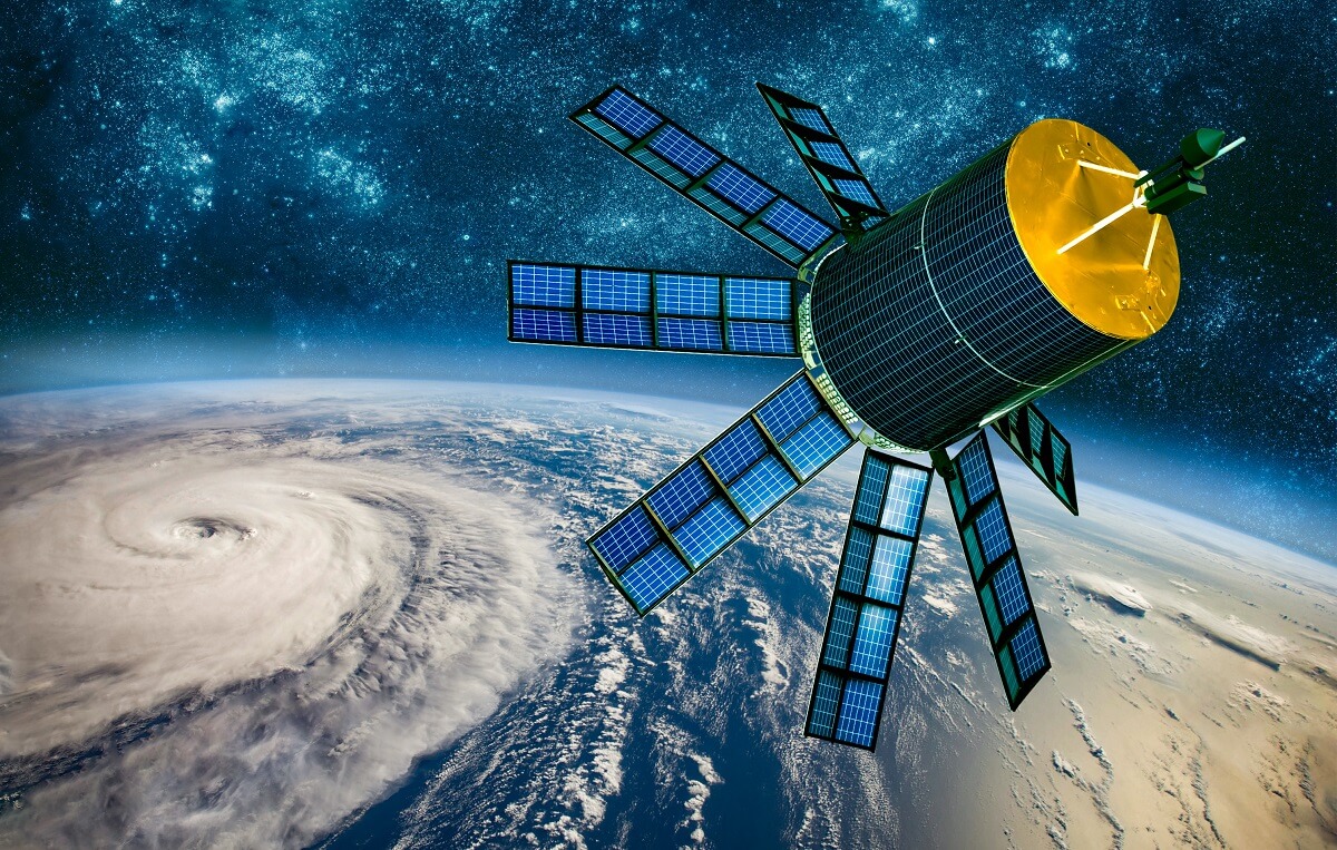 Satellites Using Synthetic Aperture Radar to See Through Clouds and ...